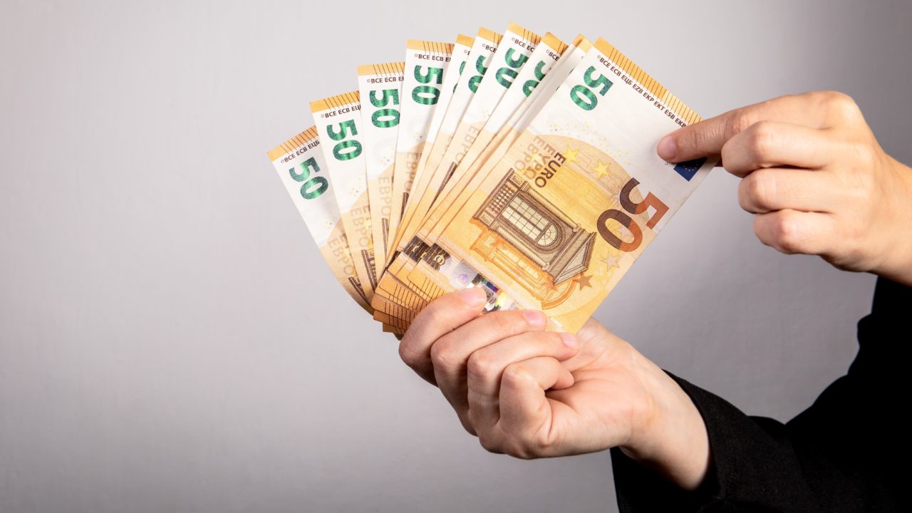 Schnell an Geld kommen: 16 Wege Heute noch an Geld zu kommen | morebucks